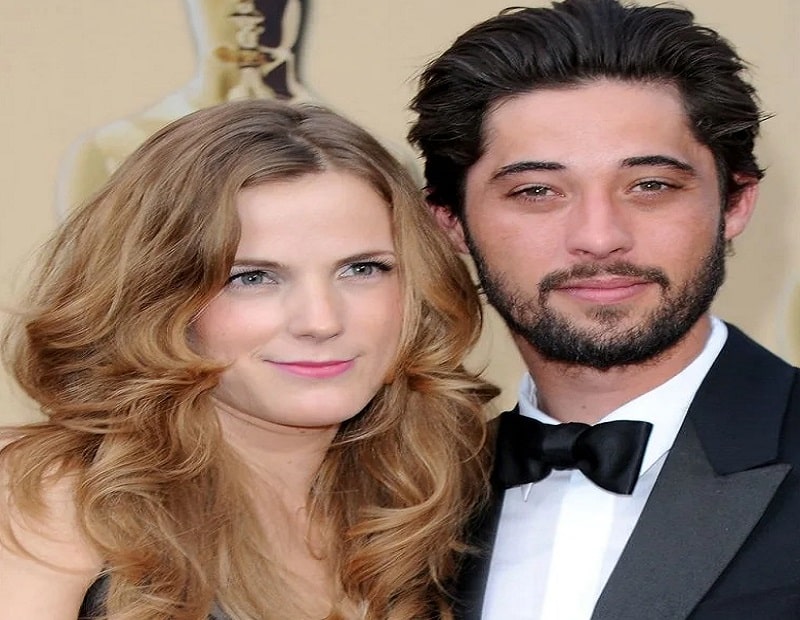 Who is Anna Axster? Get to Know Ryan Bingham’s Ex- Wife - The Famous ...
