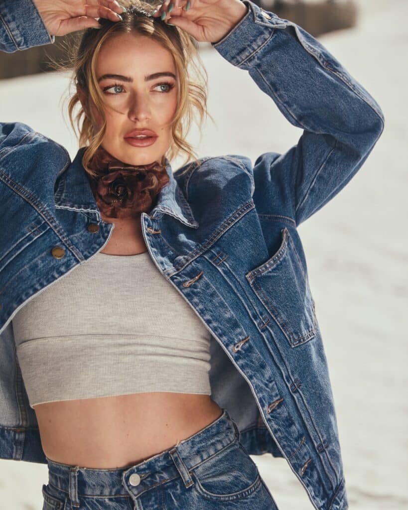 Elizabeth Weber - Age, Wiki, Career, Net Worth & More - The Famous Magazine