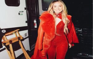 Lainey Wilson - A Rising Star Bio, Family and Net Worth. - The Famous ...